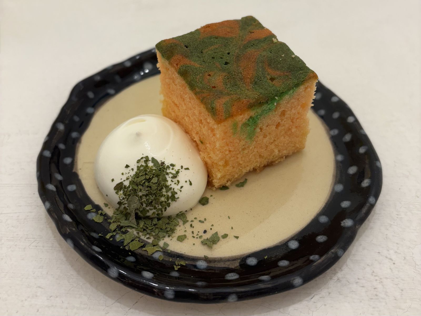 非日常空間を楽しめる！アートと自然が融合した隠れ家オープンカフェテラス「Design Festa Cafe & Bar」の魅力をご紹介 ...