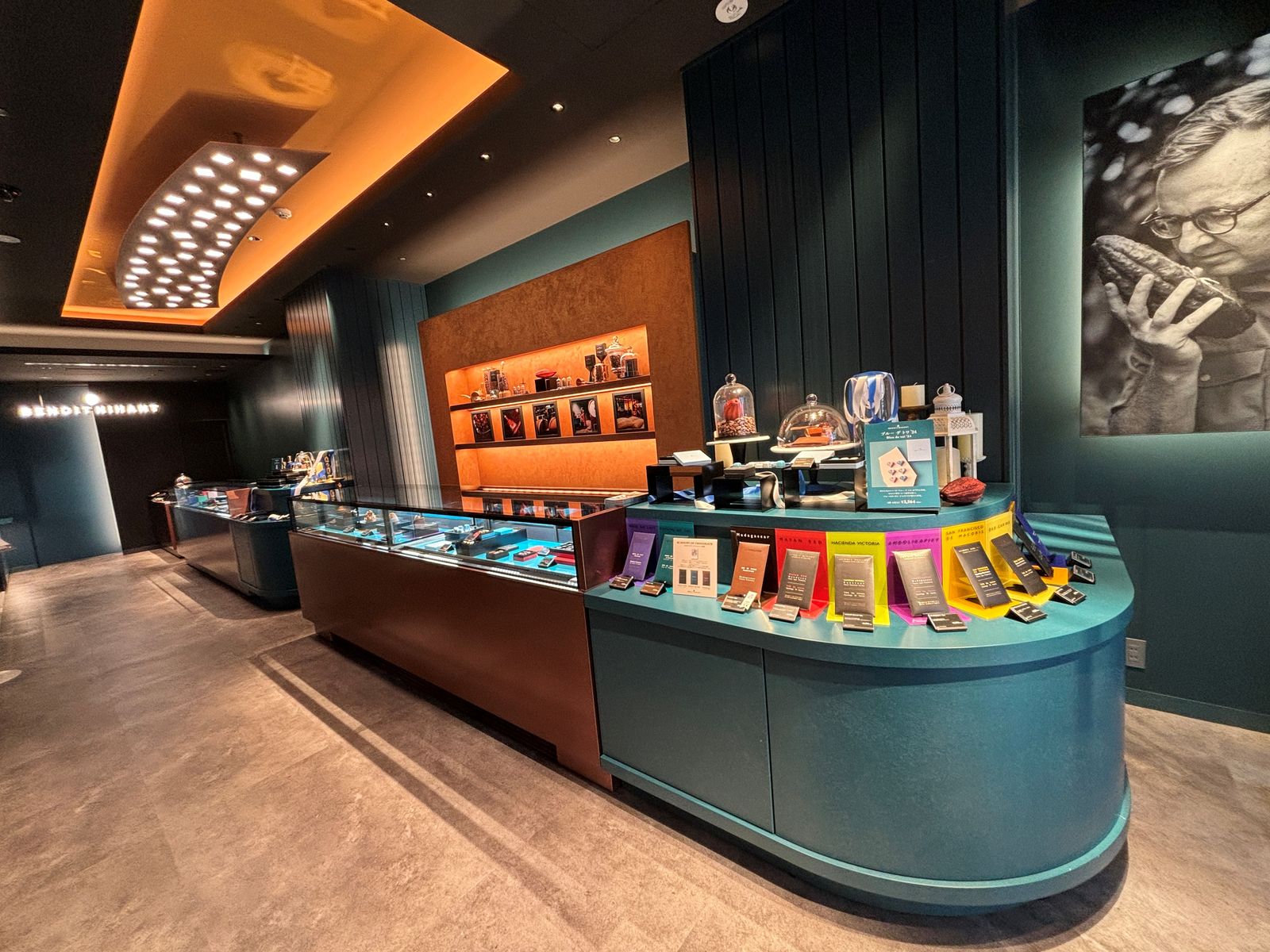 贅沢なチョコレートを堪能♡世界的ショコラブランド「BENOIT NIHANT GINZA」のアフタヌーンセット＆日本限定パフェを大特集！ | くふうトリップ（旧RETRIP）